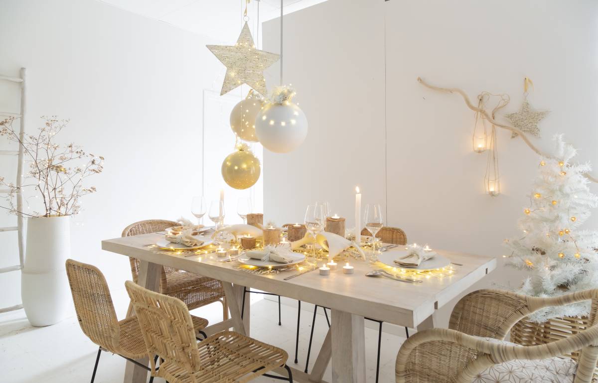 Table de Noël 2025 : 10 idées déco tendance pour une ambiance festive